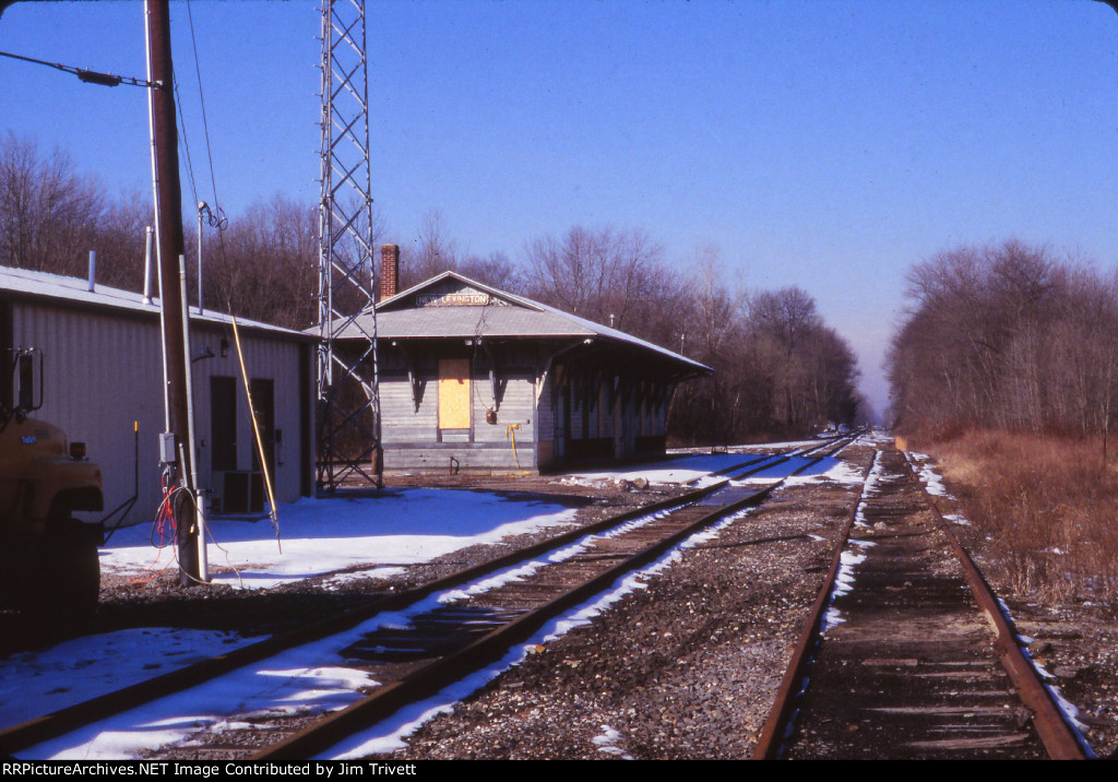Looking west down the old PRR past the station at New Lex